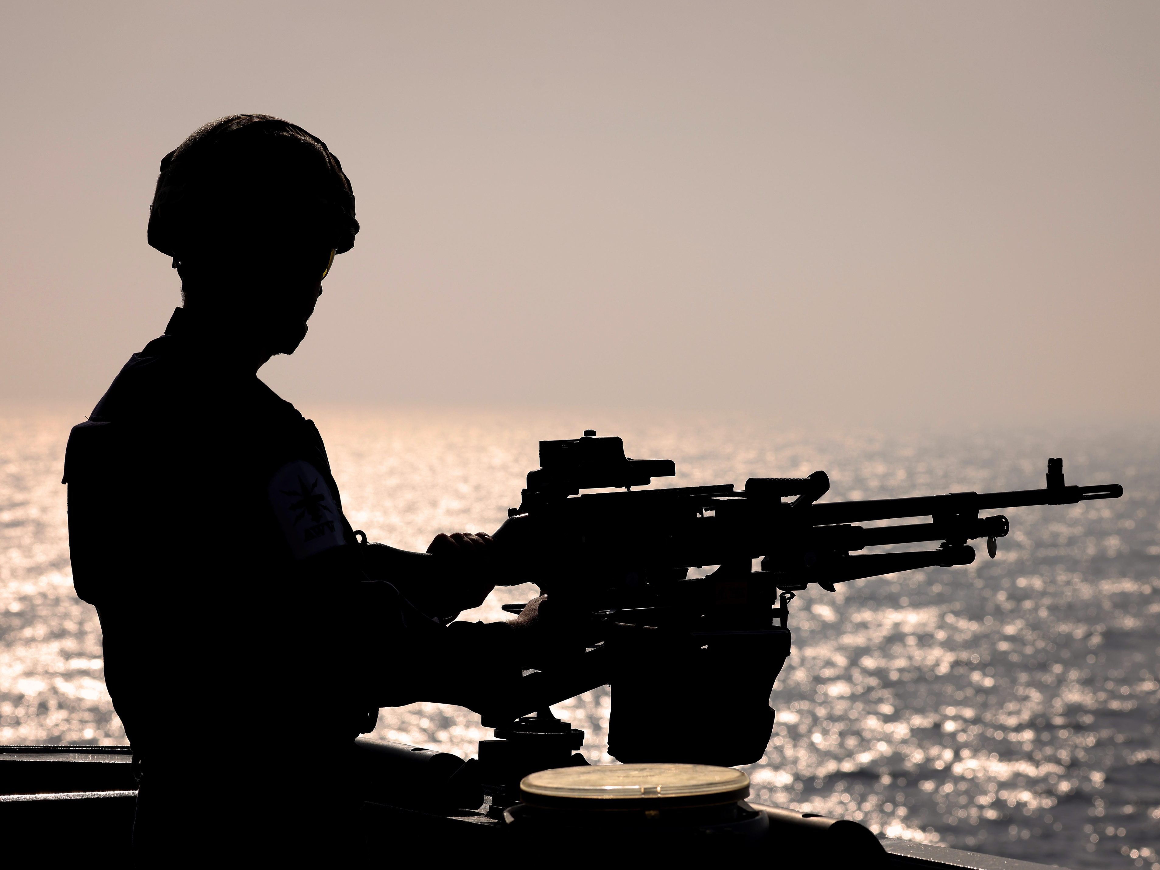 Royal Navy Gunner with GPMG Silhouette Photo Print Naval Wall Art Deco ...