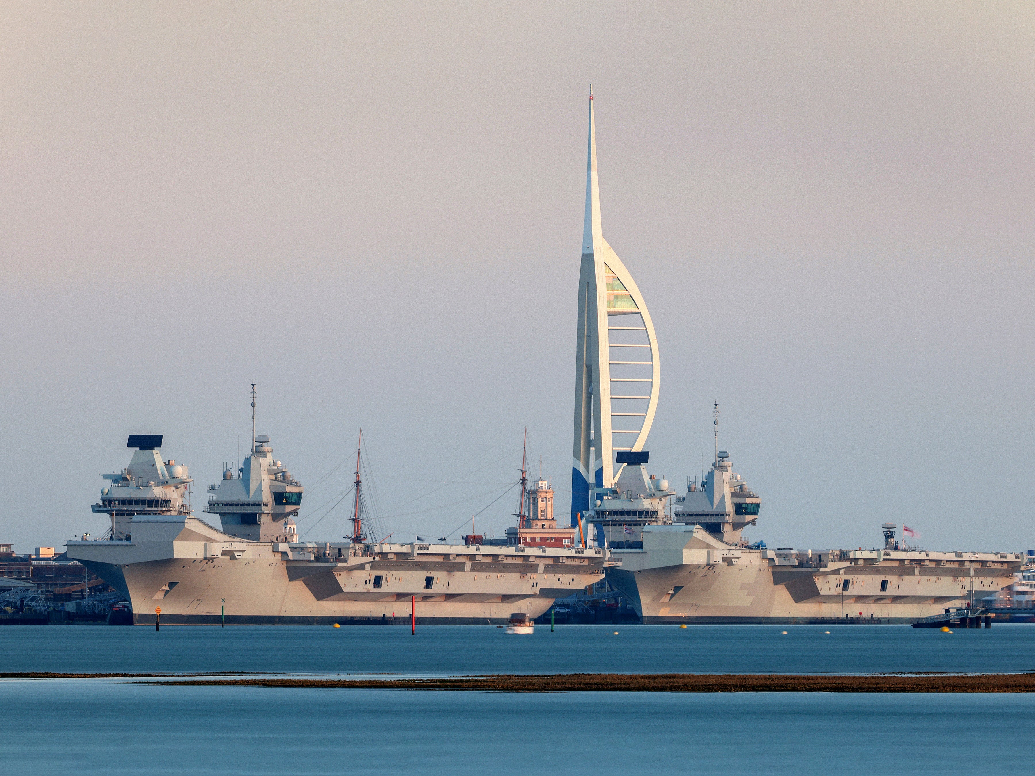 HMS Prince of Wales (R09) And HMS Queen Elizabeth (R08) - Royal Navy ...