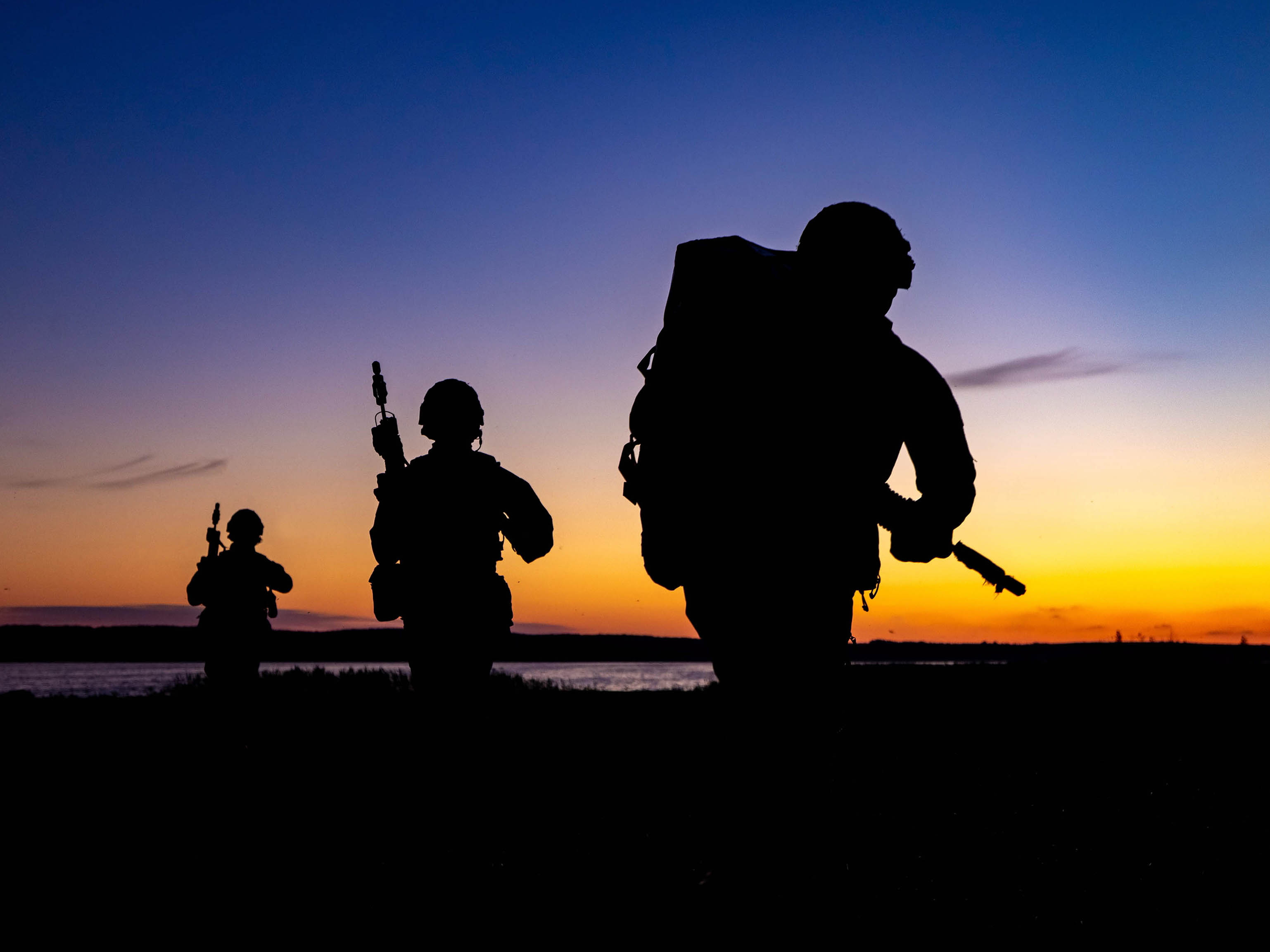 Royal Marine Commandos silhouette at sunset Photo Print 45 Commando Ma ...