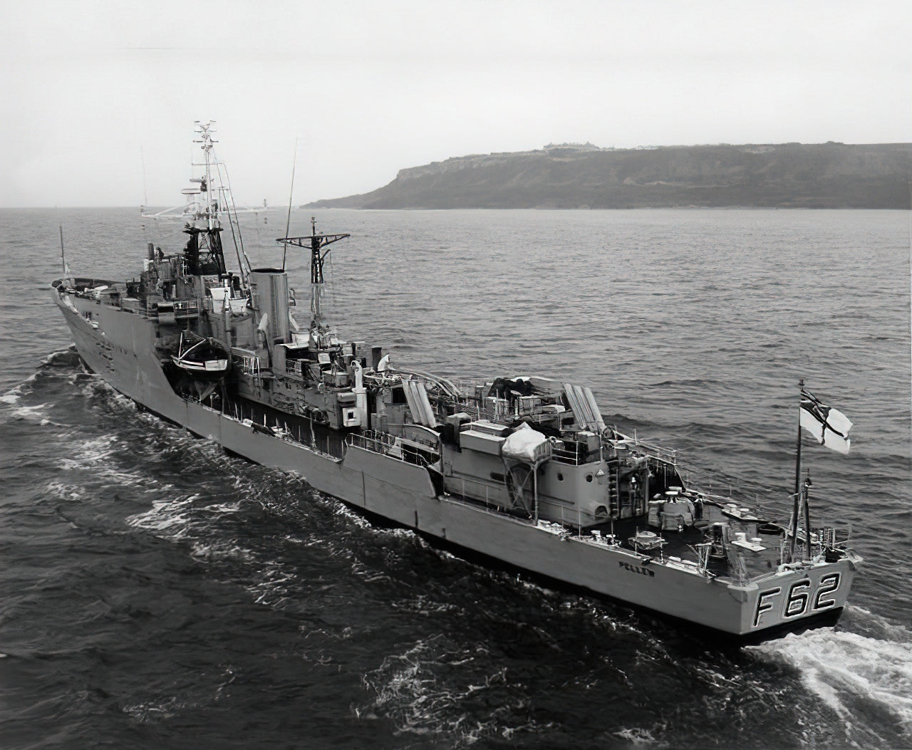 HMS Pellew (F62) - Port Quarter View - Royal Navy Blackwood Class ...