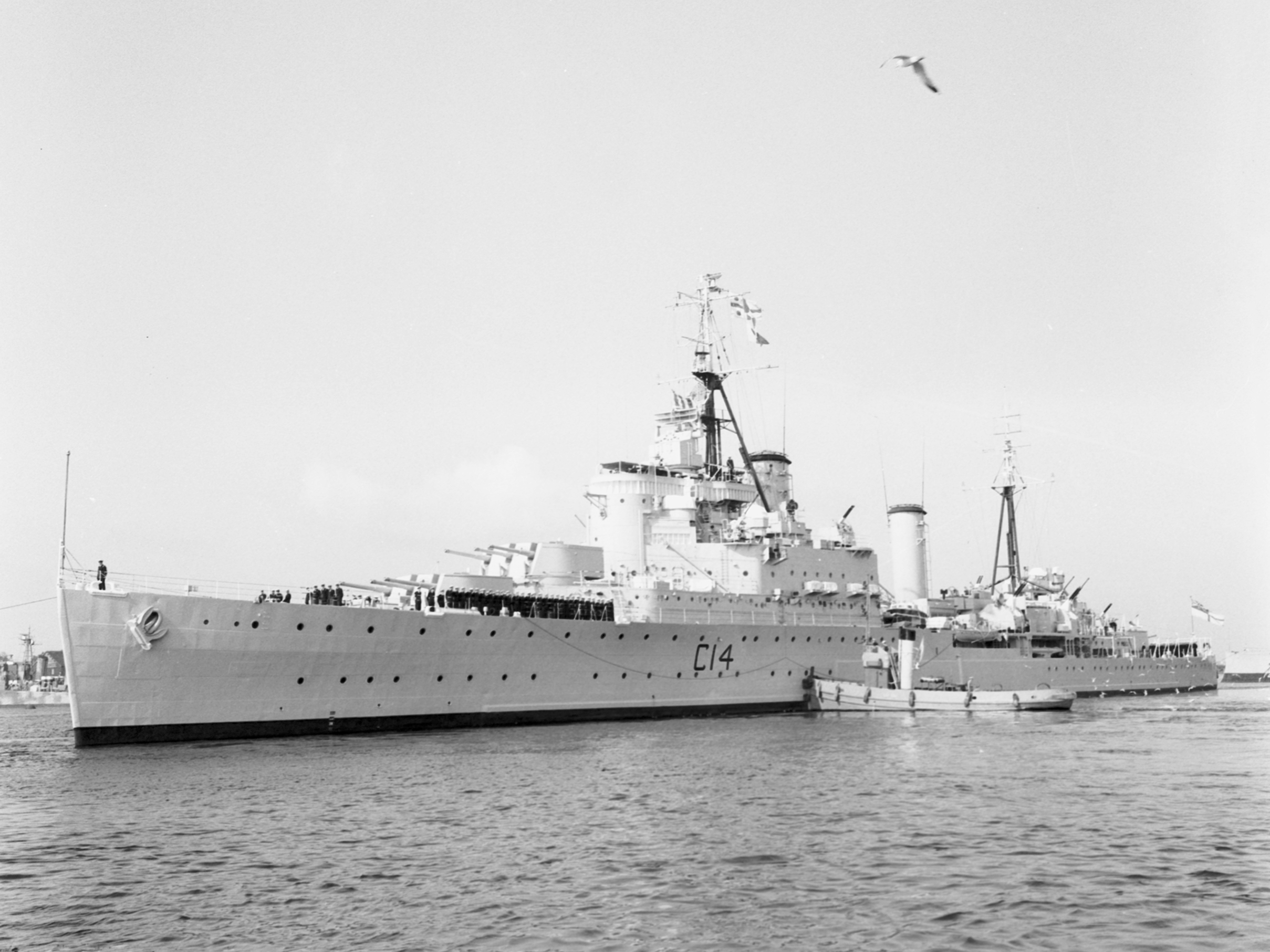 HMS Kenya (C14) - Sweden 1958 - Royal Navy Fiji Class Light Cruiser ...