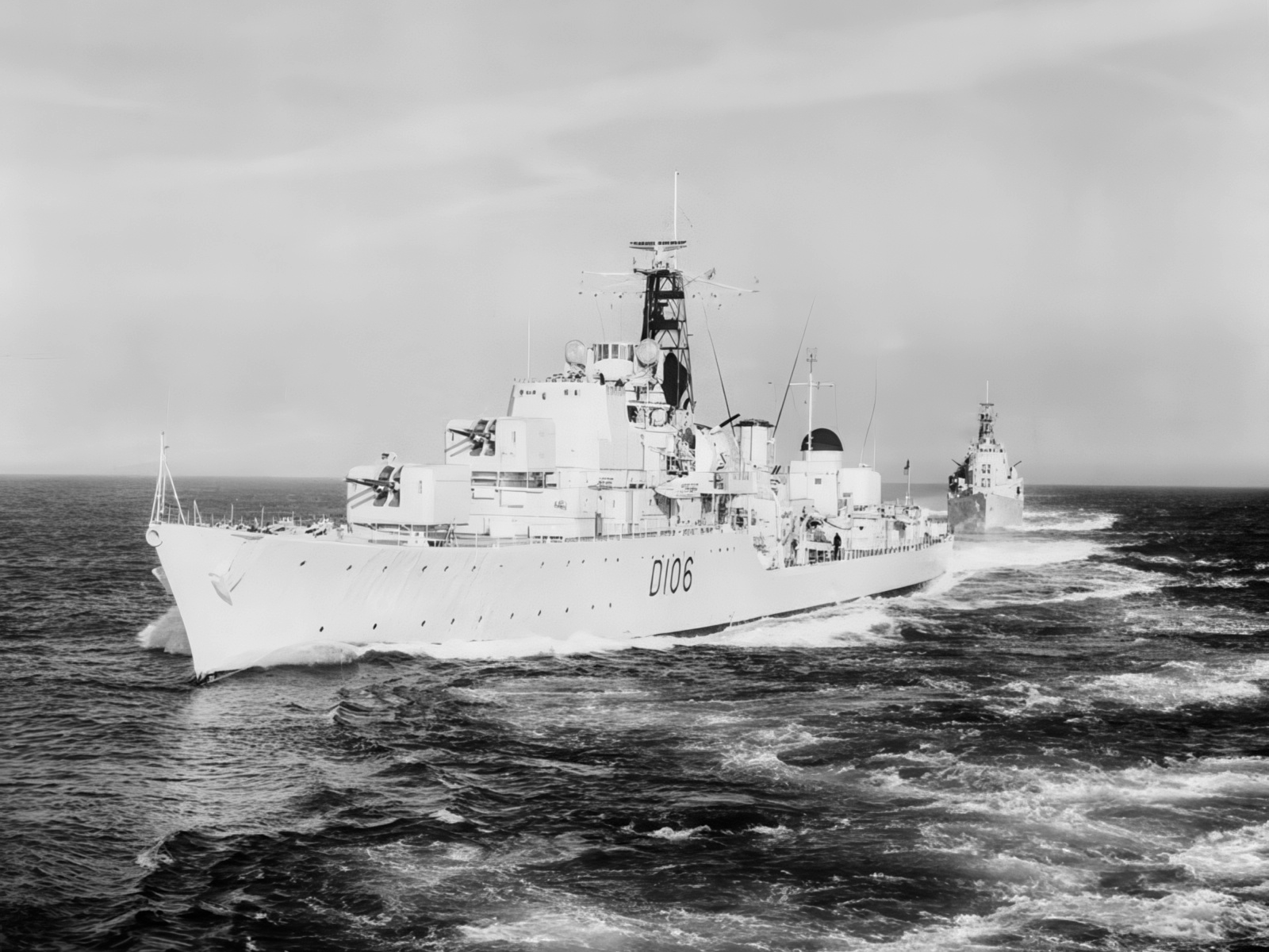 HMS Decoy (D106) - At Sea - Royal Navy Daring Class Destroyer Photo ...