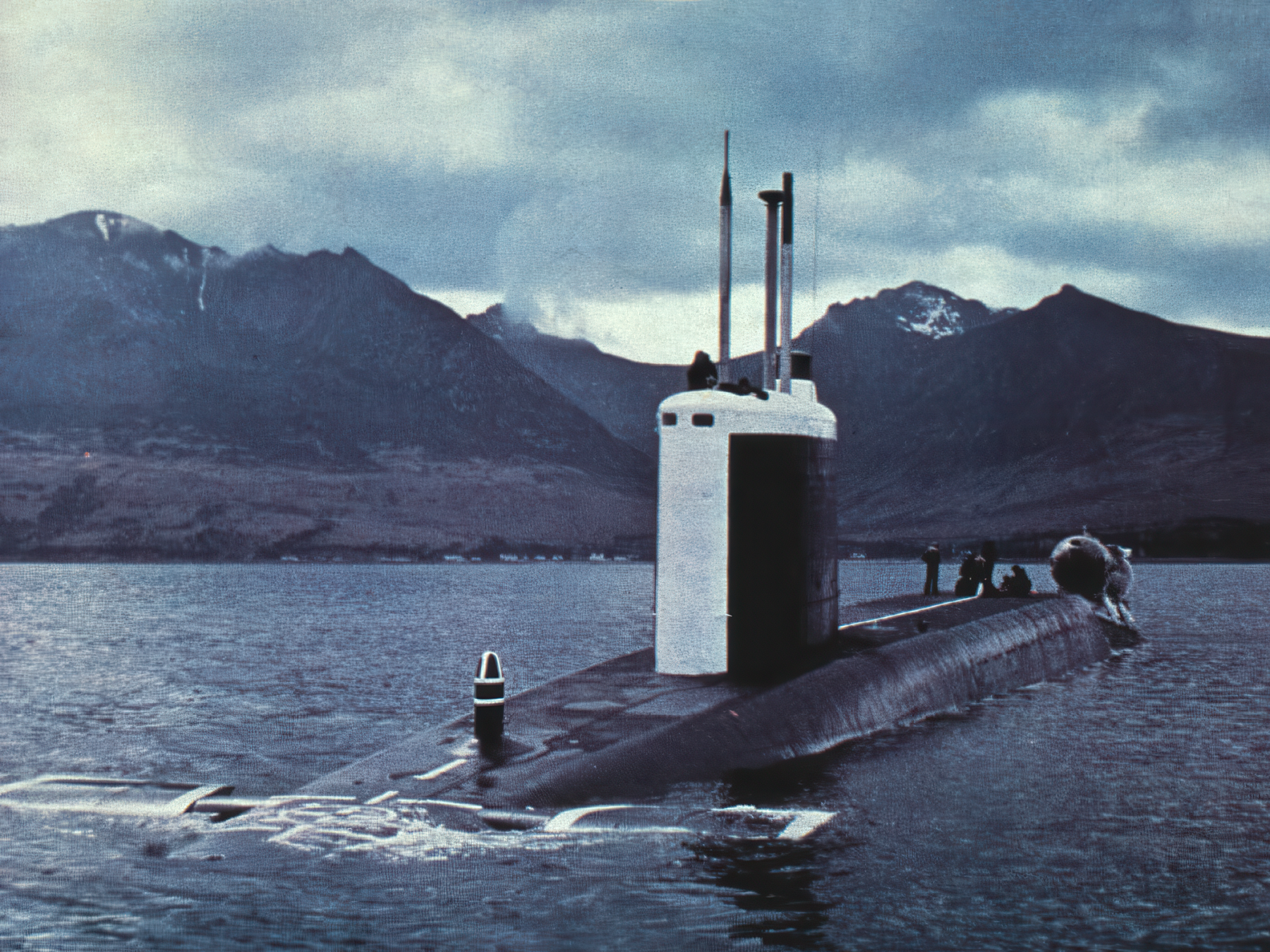 HMS Repulse (S23) Resolution Class Submarine Photo Print Firth of Clyd ...