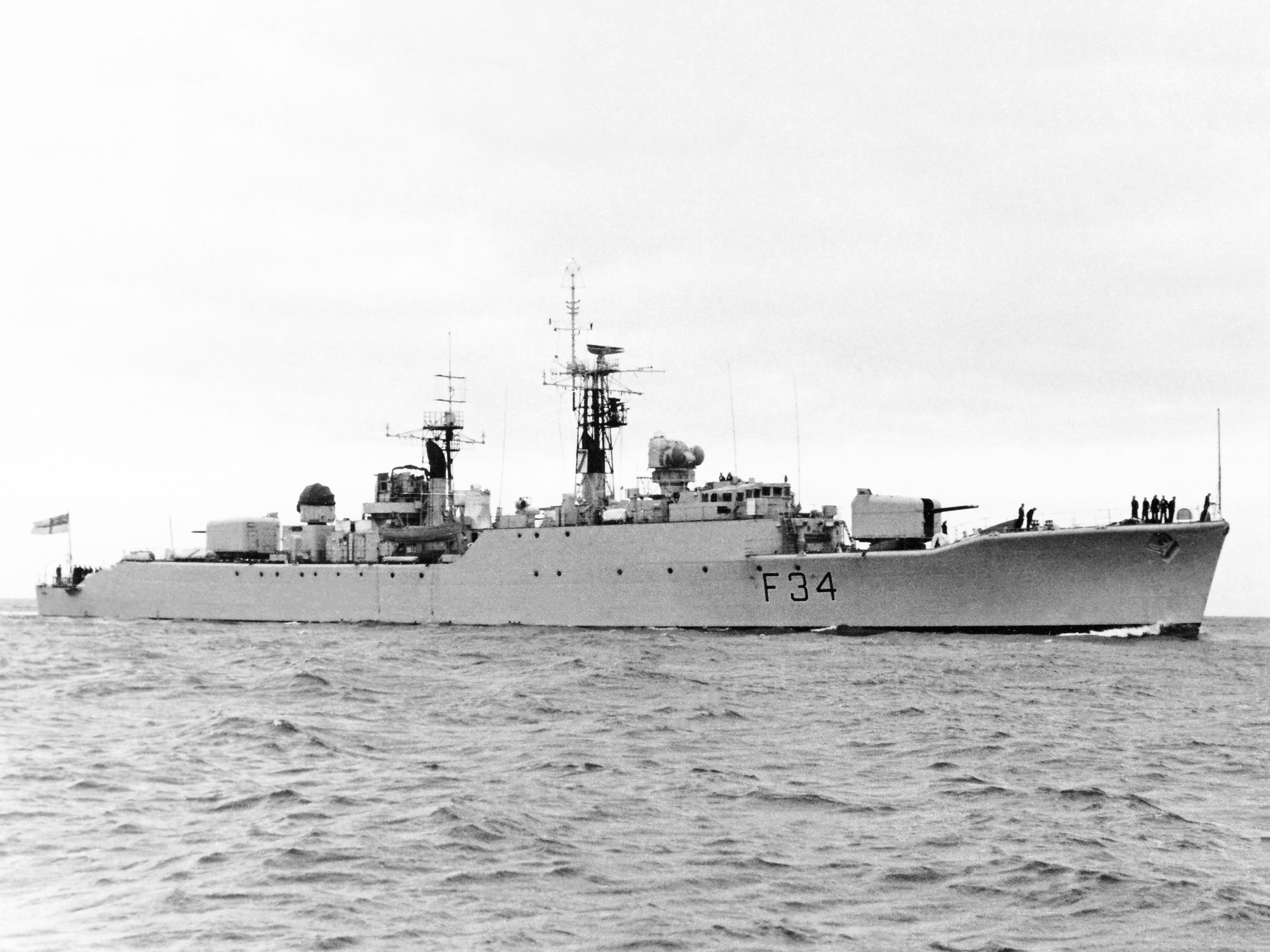 HMS Puma (F34) Photo Print - at sea 1958 - Royal Navy Leopard Class Fr ...