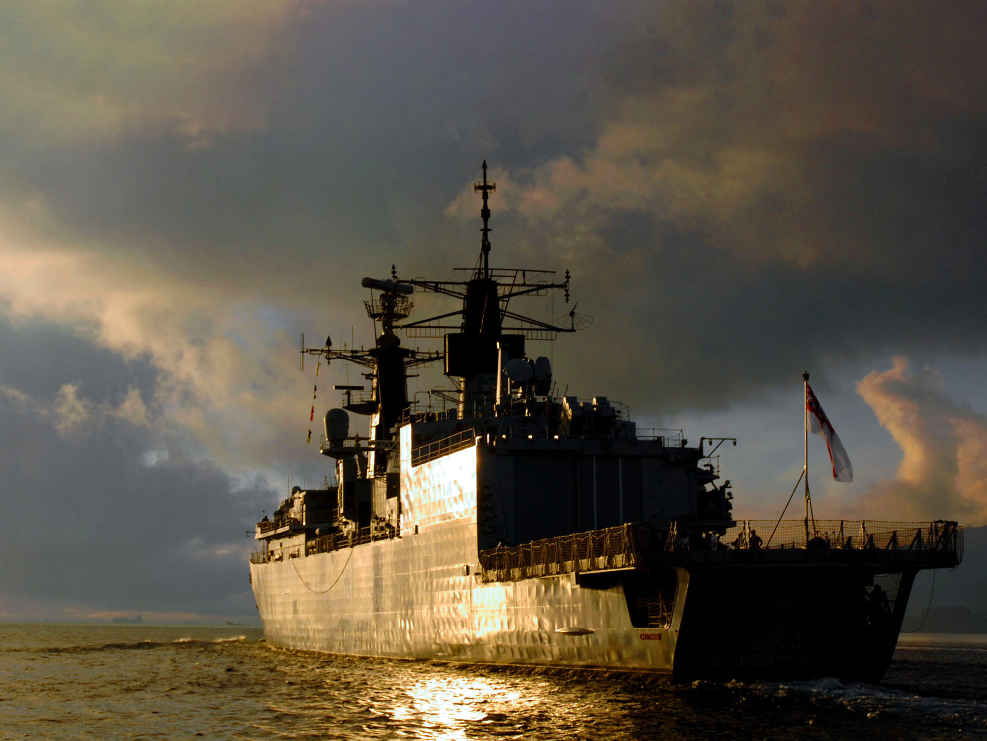 HMS Chatham (F87) Royal Navy Type 22 Frigate Sierra Leone 2006 Photo P ...