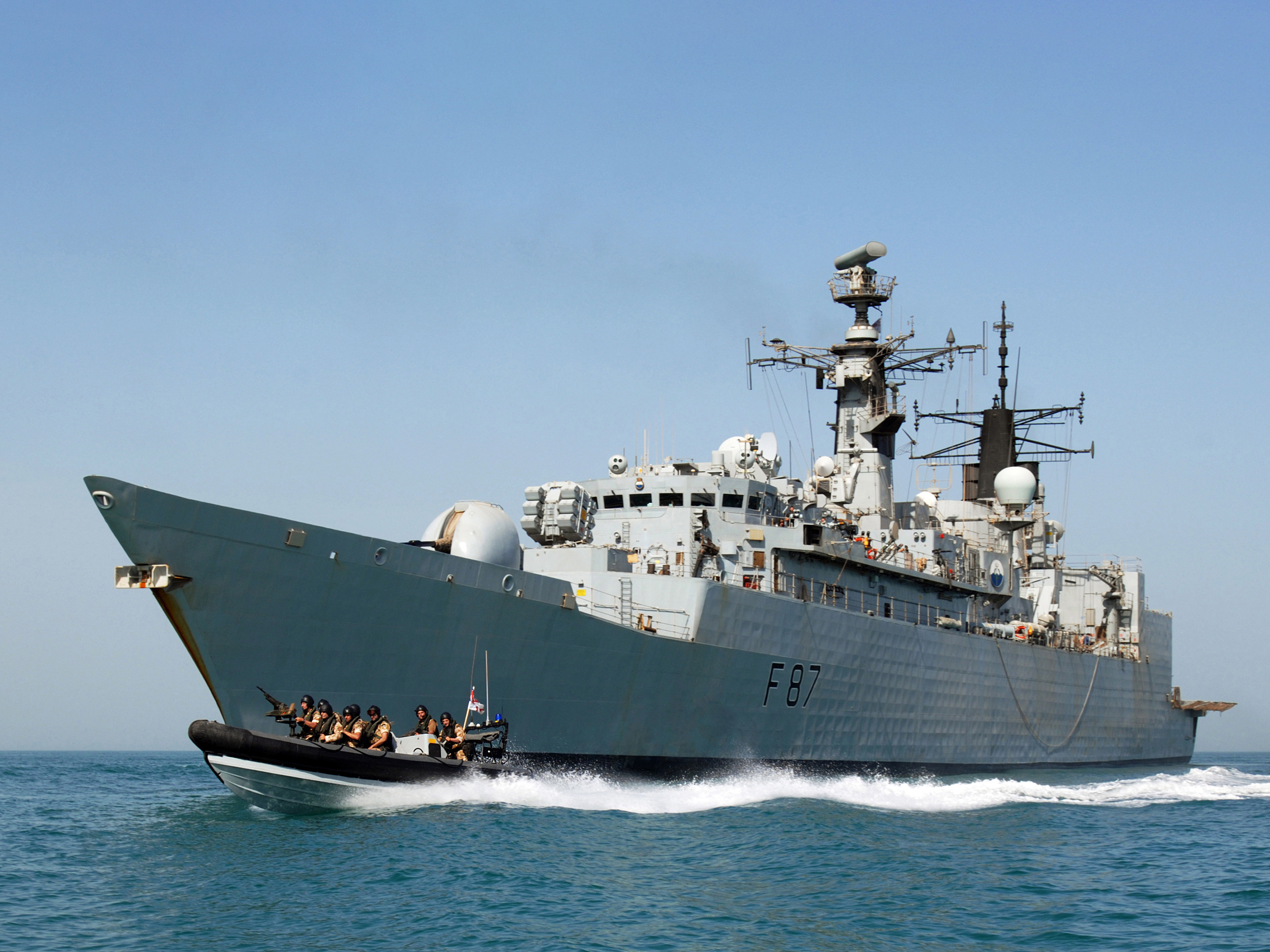 HMS Chatham (F87) - Iraqi 2008 - Royal Navy Type 22 Frigate Photo Print ...