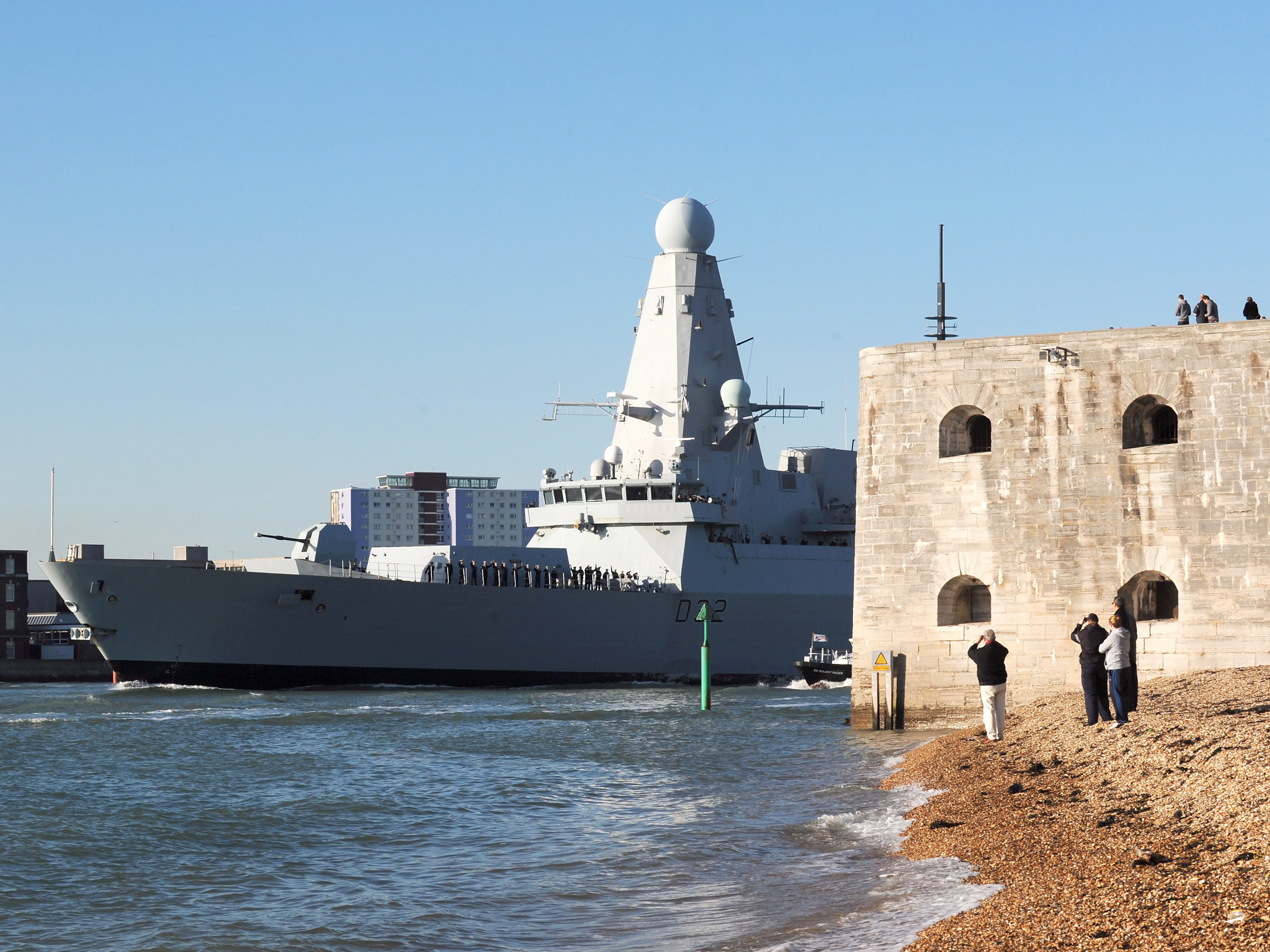 HMS Daring (D32) Royal Navy Type 45 Destroyer Leaving Portsmouth 2012 ...