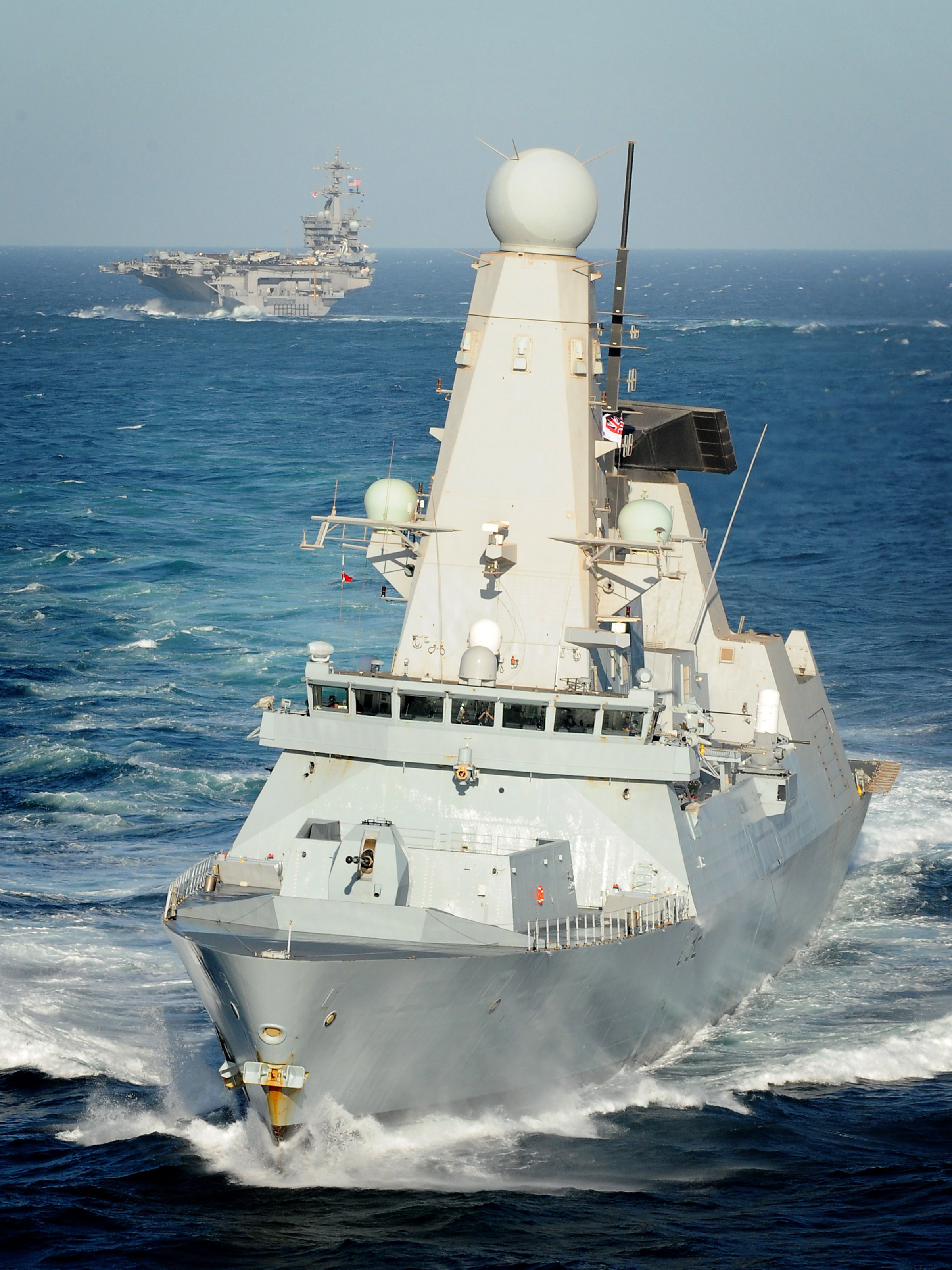 HMS Daring (D32) Royal Navy Type 45 Destroyer With USS Carl Vinson 201 ...