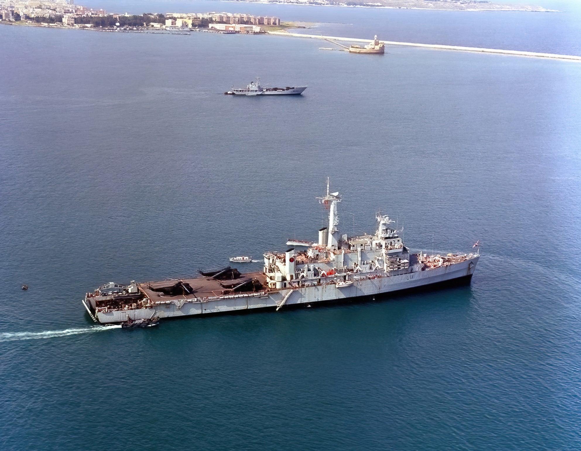 HMS Intrepid (L11) Photo Print - Starboard View - Royal Navy Fearless ...