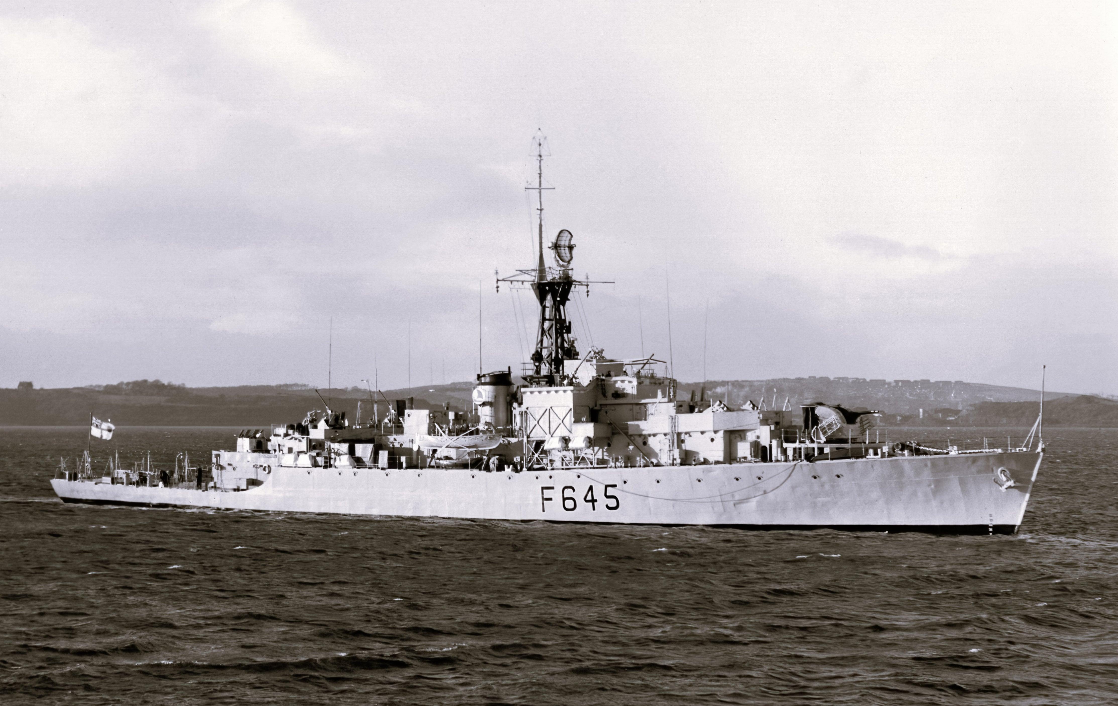 HMS Loch Ruthven (K645) (F645) - Starboard View - Royal Navy Loch Class ...