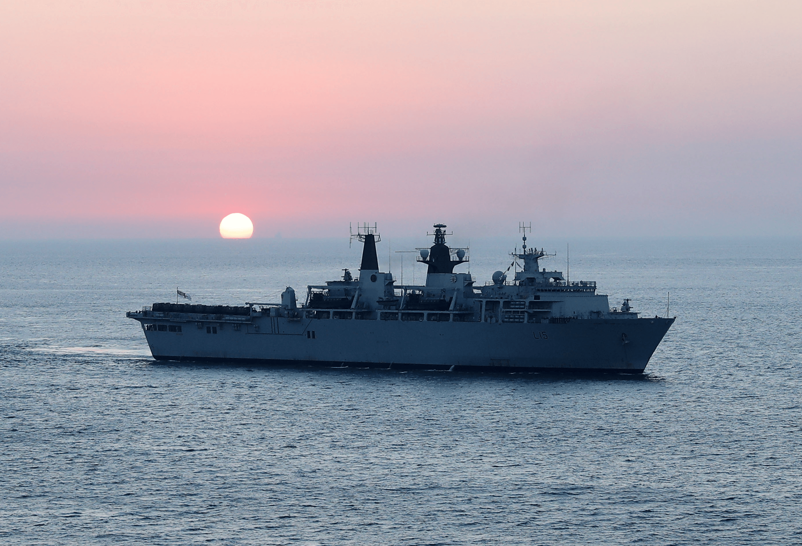 HMS Bulwark (L15) - Sunset - Royal Navy Albion Class Amphibious Ship ...