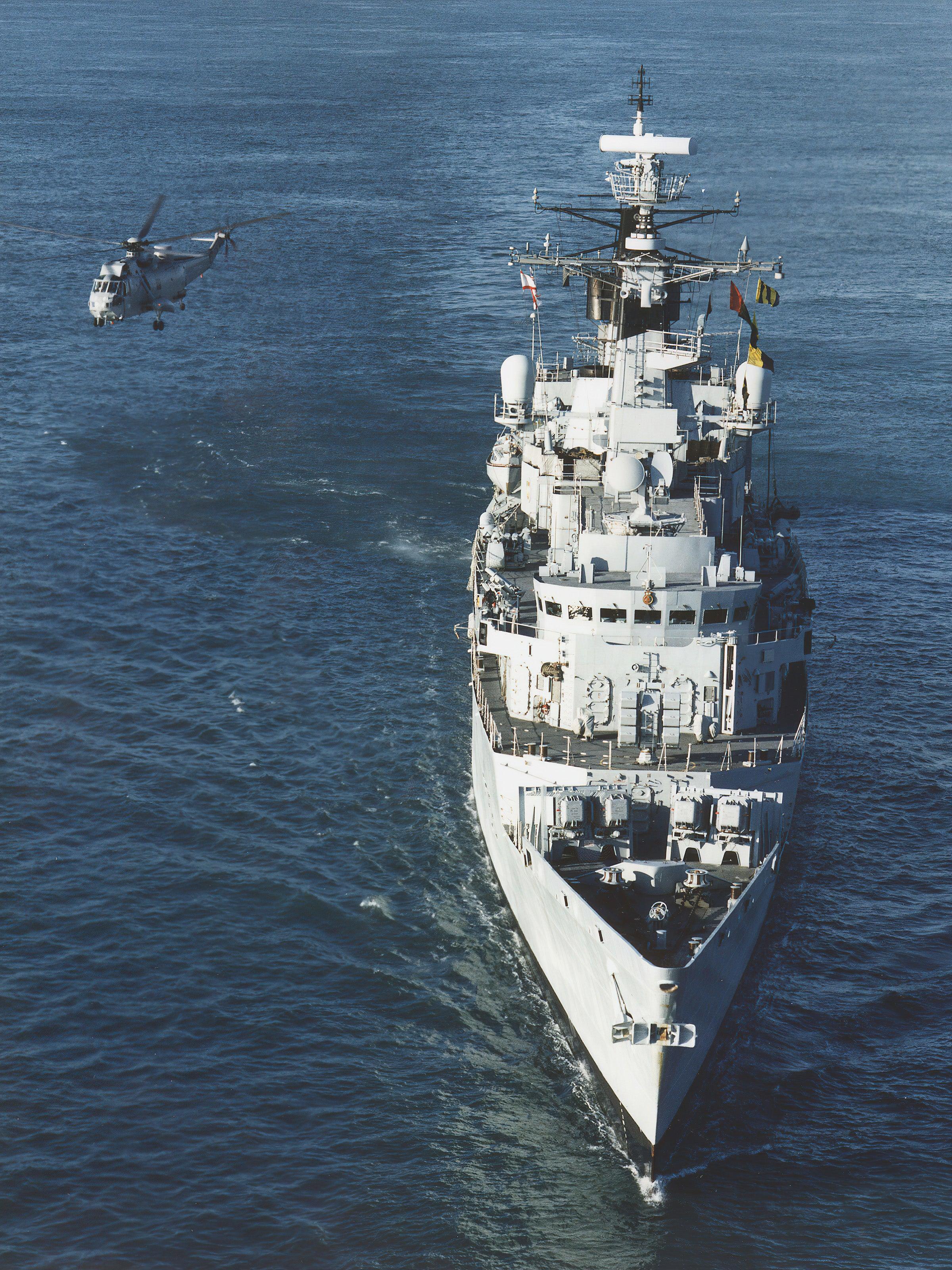 HMS Coventry (F98) Photo Print - With Helicopter - Royal Navy Type 22 ...