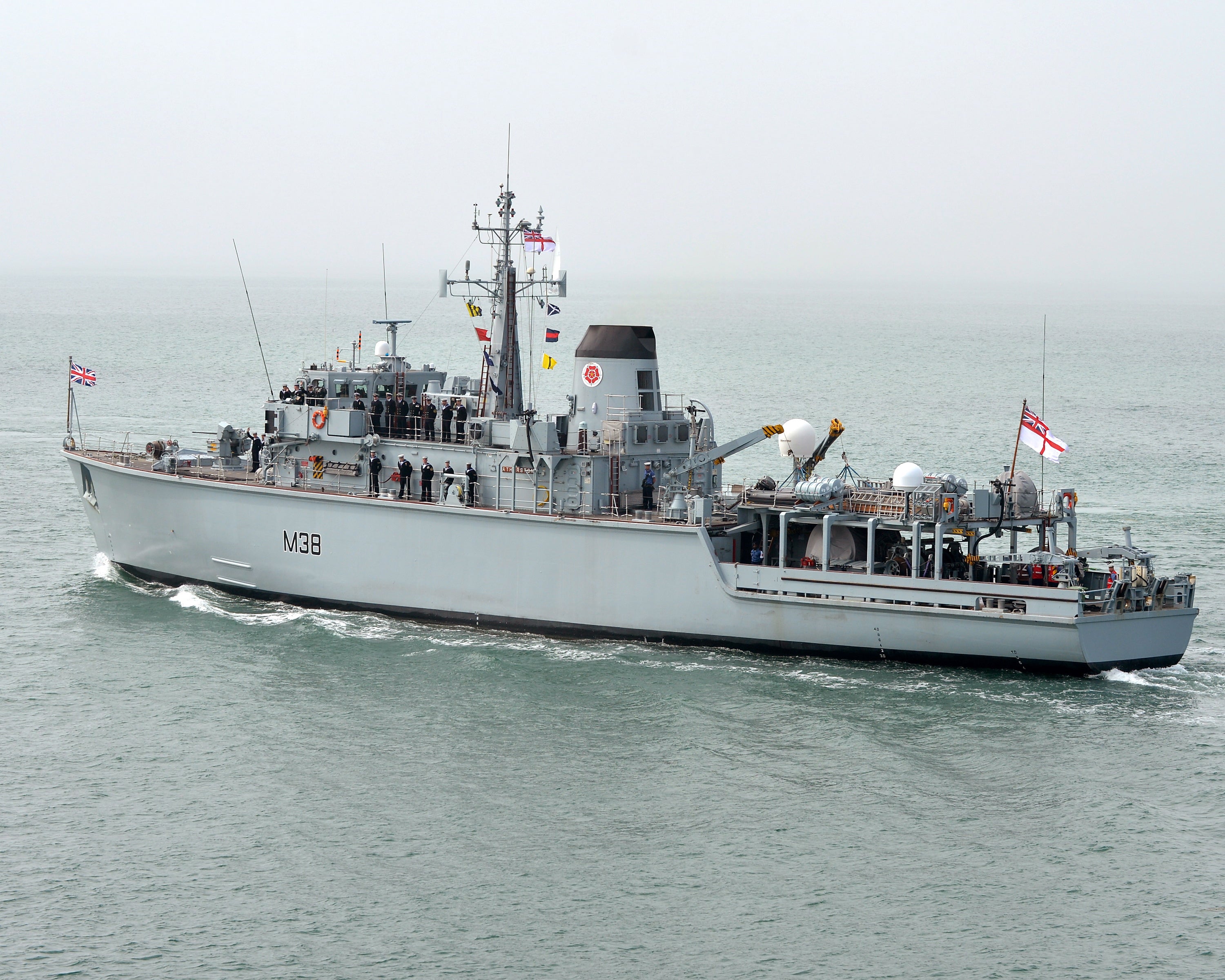 HMS Atherstone (M38) Photo Print - Leaving Harbour - Royal Navy Hunt C ...