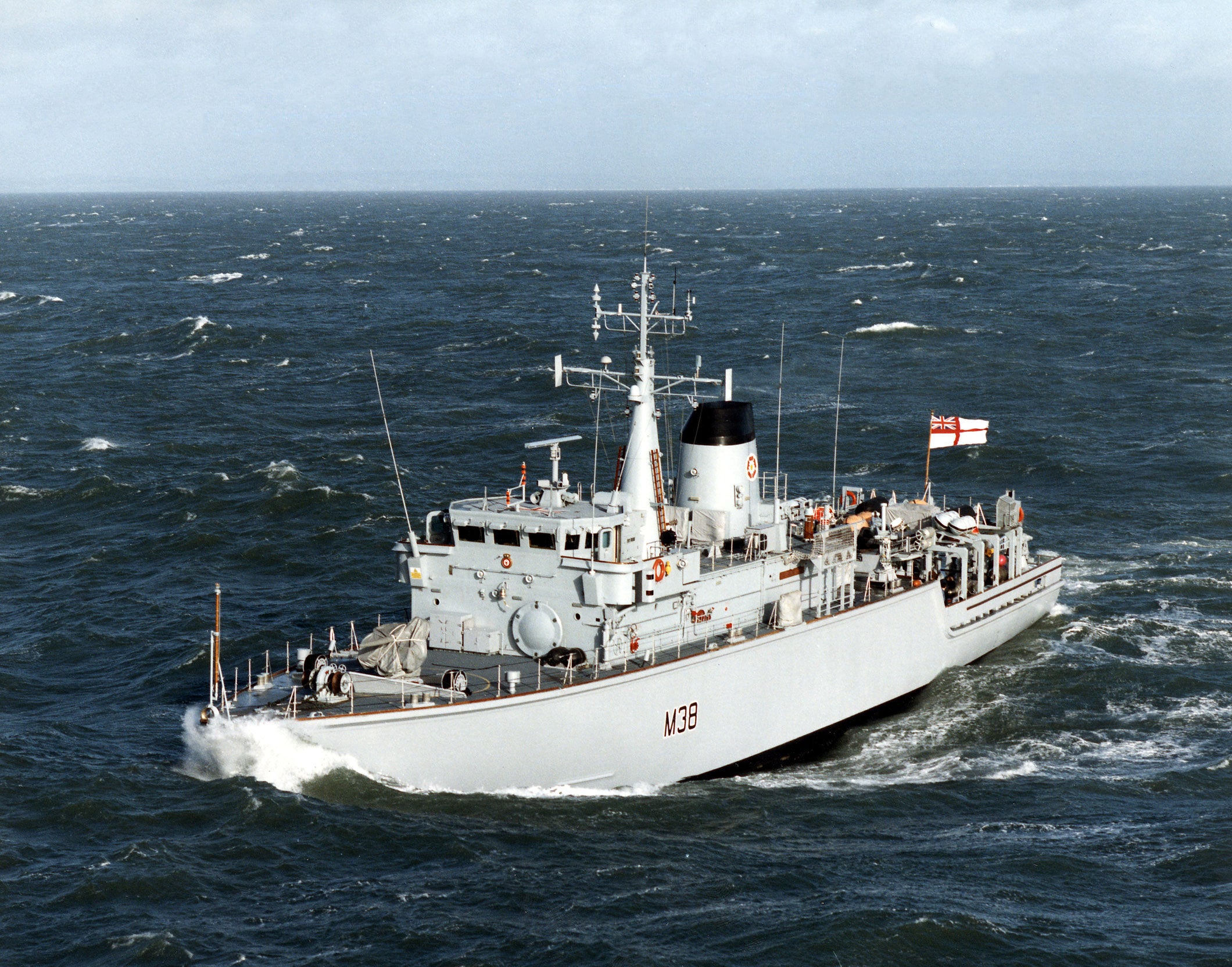 HMS Atherstone (M38) Photo Print - in Heavy Seas - Royal Navy Hunt Cla ...