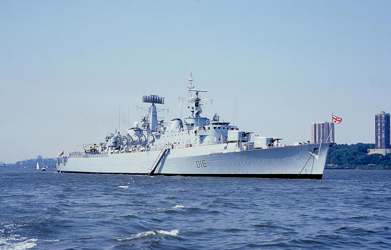 HMS London (D16) - At Anchor - Royal Navy County Class Destroyer Photo ...