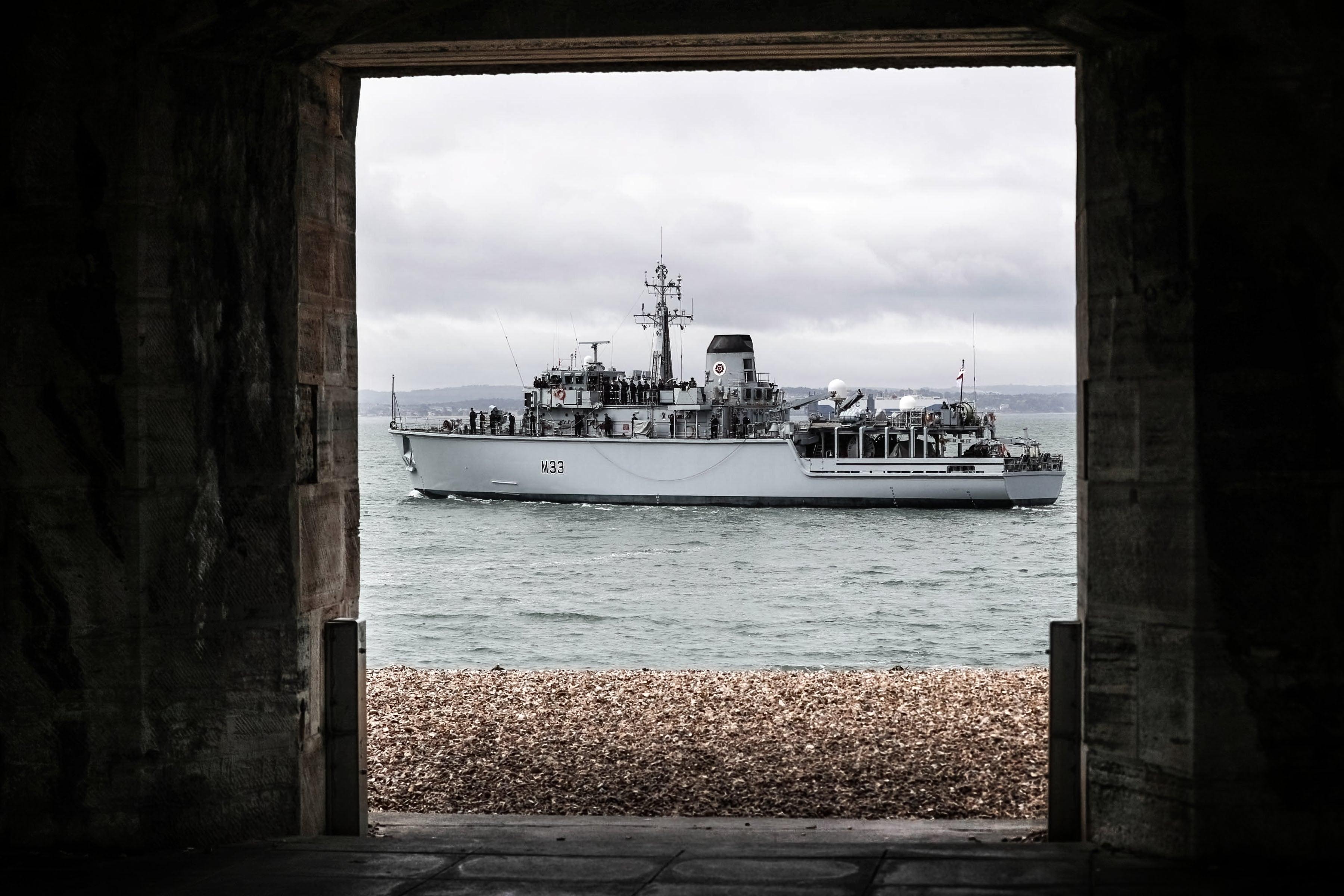 HMS Brocklesby (M33) Photo Print - From Sallyport - Royal Navy Hunt Cl ...