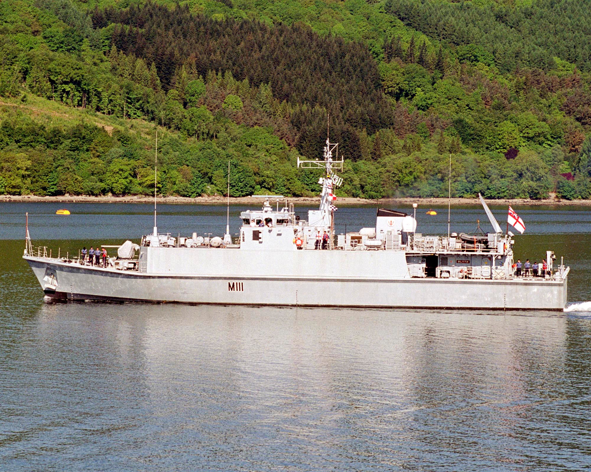 HMS Blyth (M111) Royal Navy Sandown Class Minehunter Leaving Harbour P ...