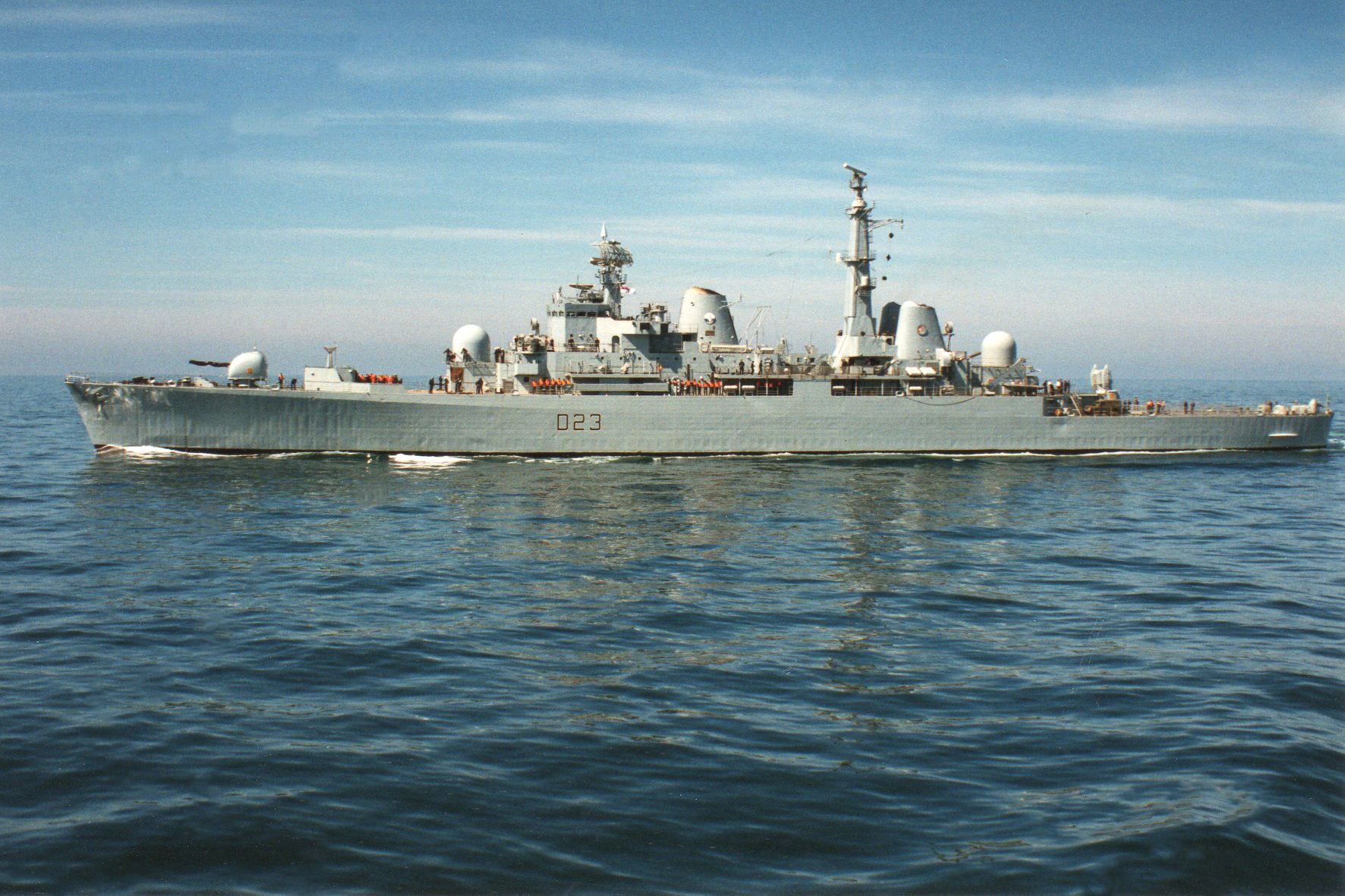 HMS Bristol (D23) - Port Beam View - Royal Navy Type 82 Destroyer Photo ...