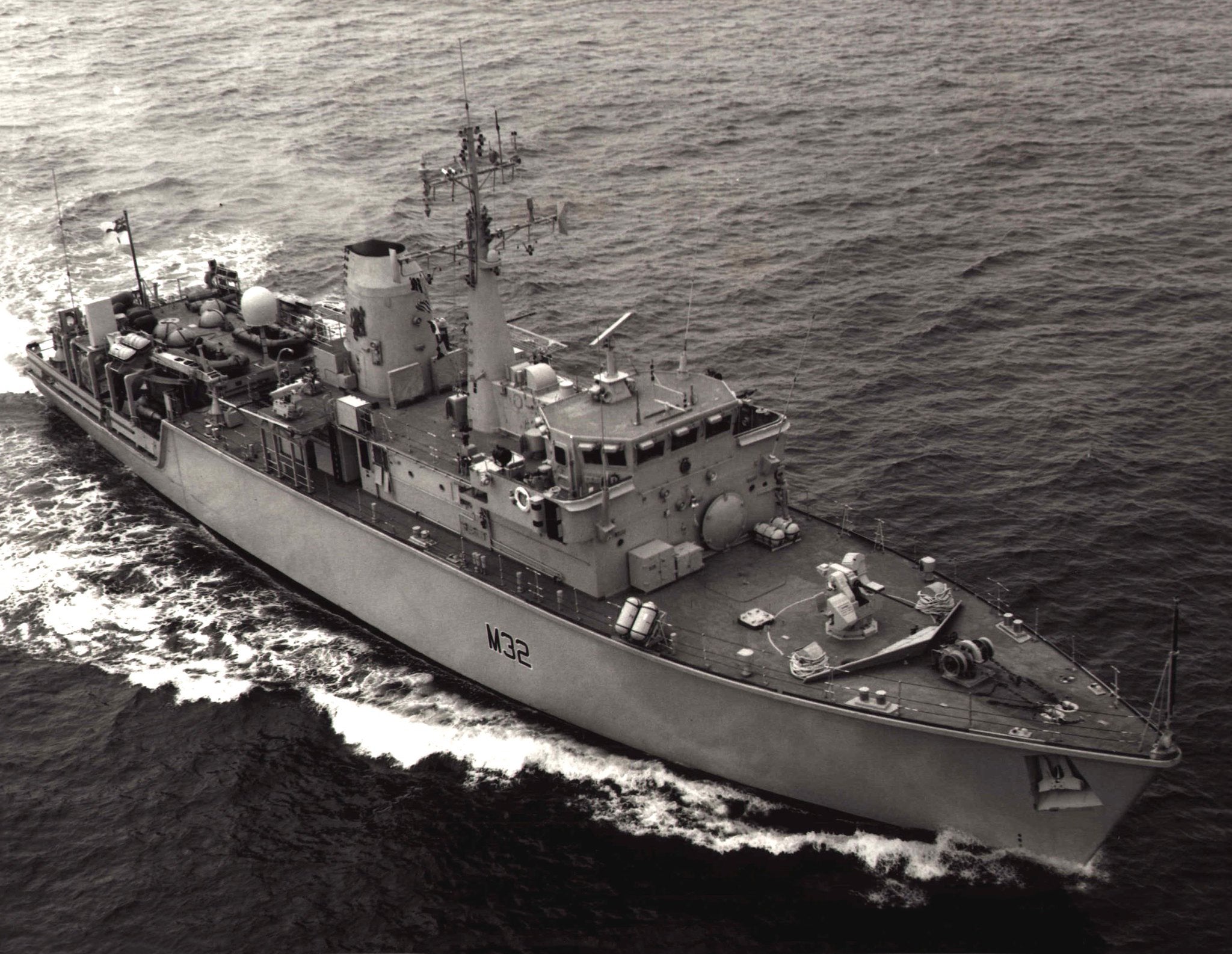 HMS Cottesmore (M32) Photo Print - Black and White - Royal Navy Hunt C ...