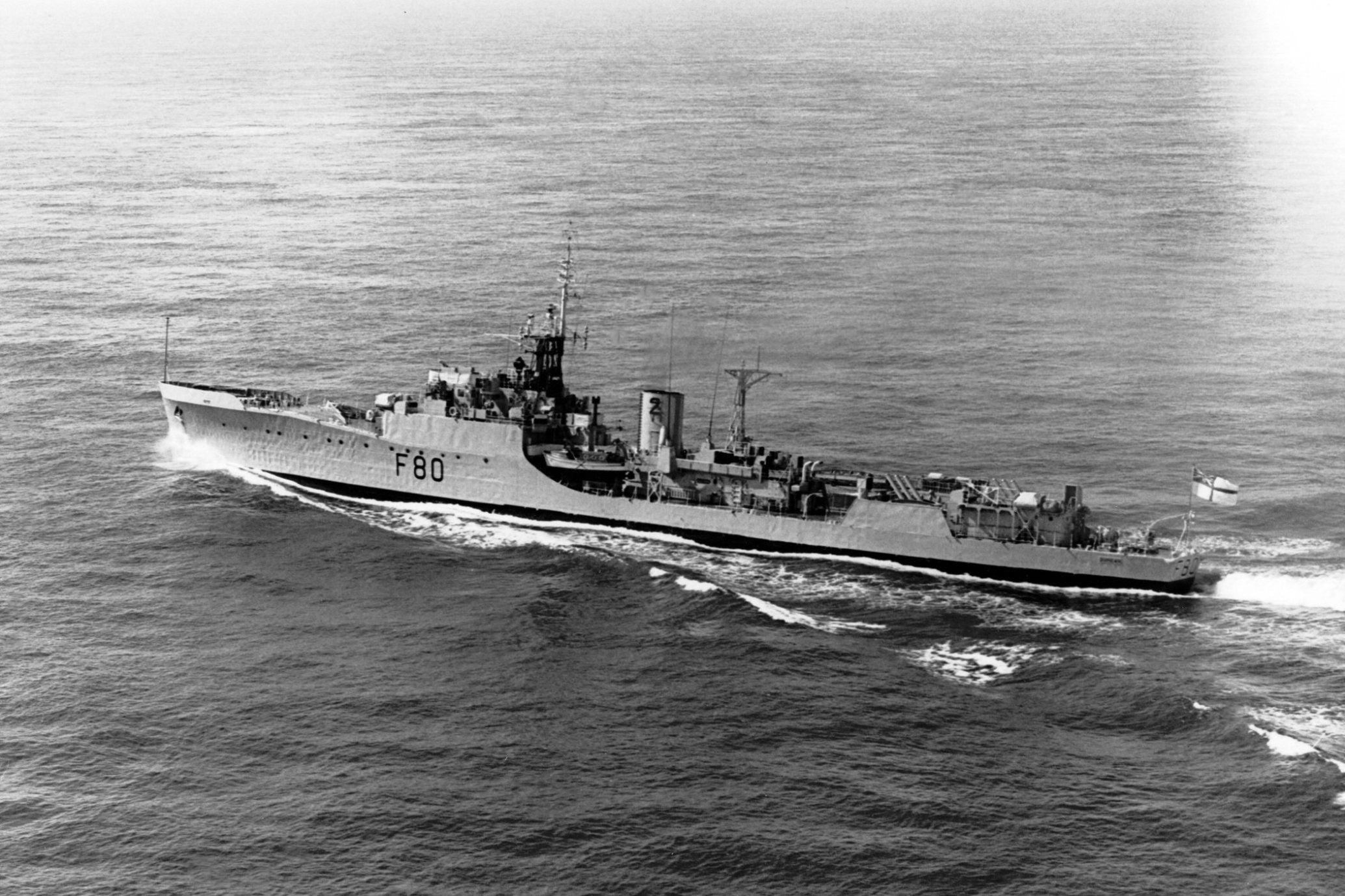 HMS Duncan (F80) - Port Side View - Royal Navy Blackwood Class Frigate ...