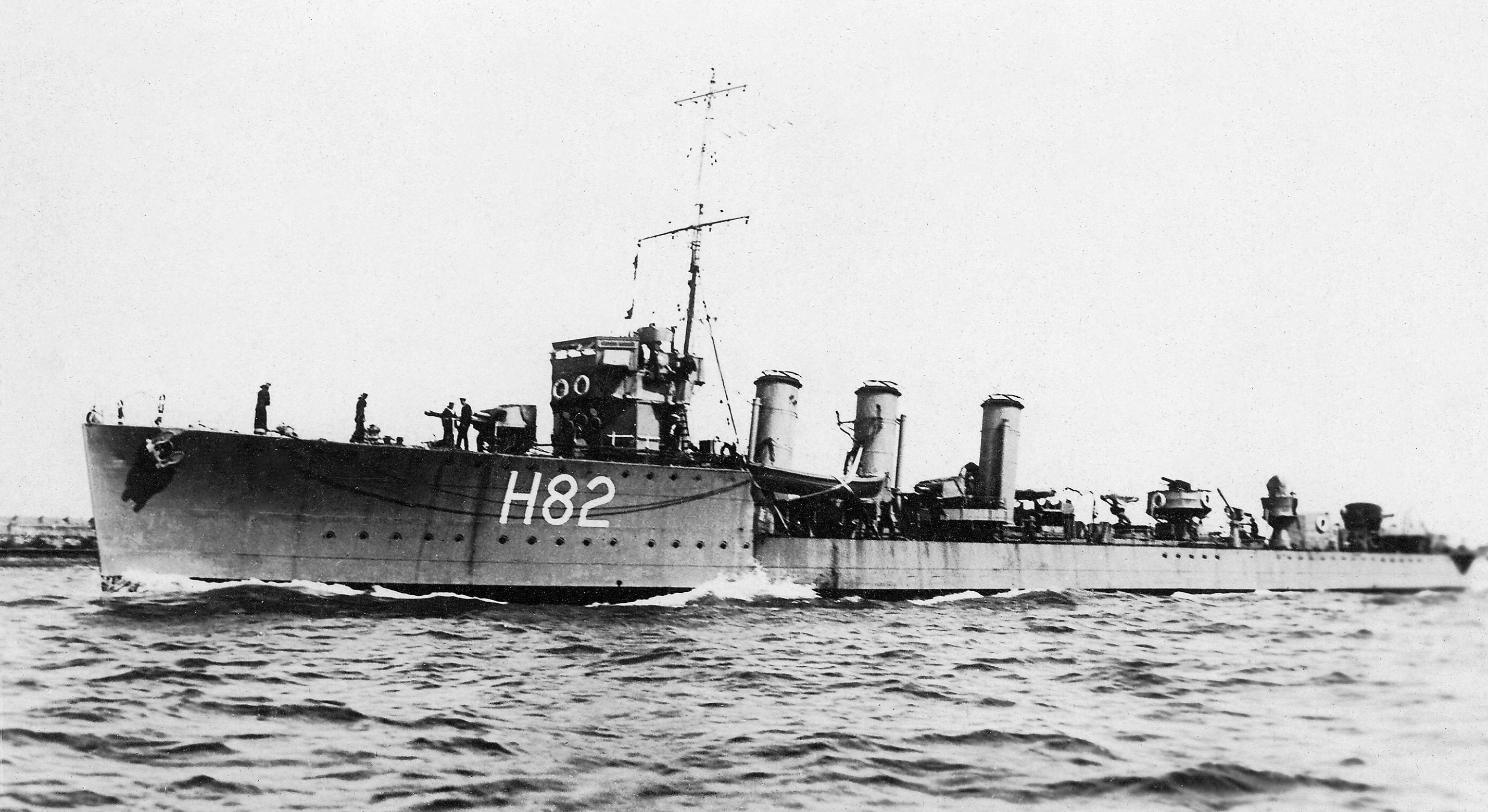 HMS Restless (H82) - Port Side - Royal Navy R Class Destroyer Photo ...