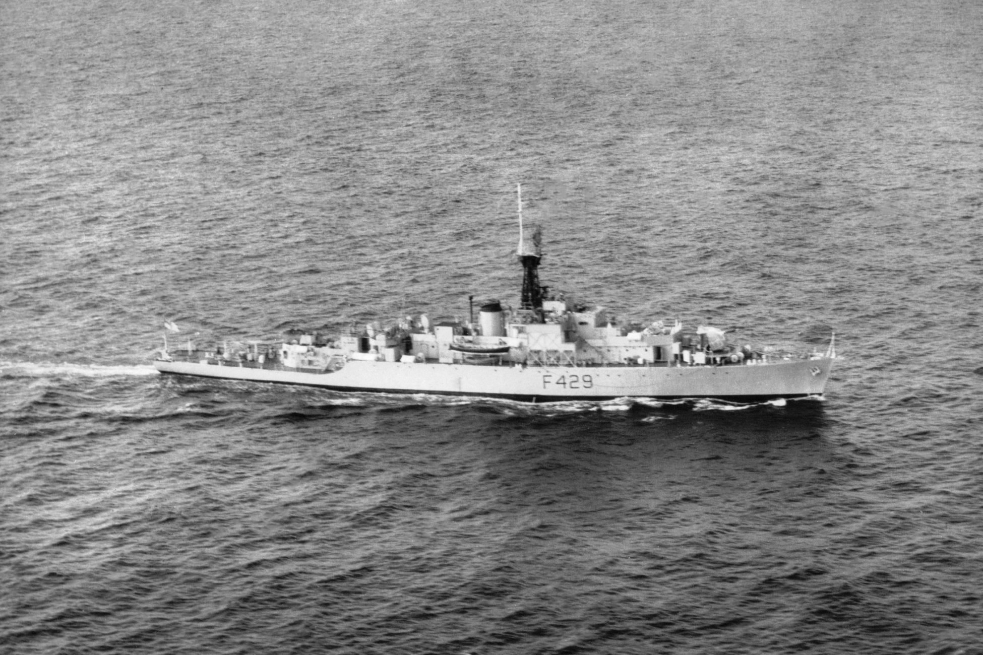 HMS Loch Fyne (K429) - Starboard Beam View - Royal Navy Loch Class ...