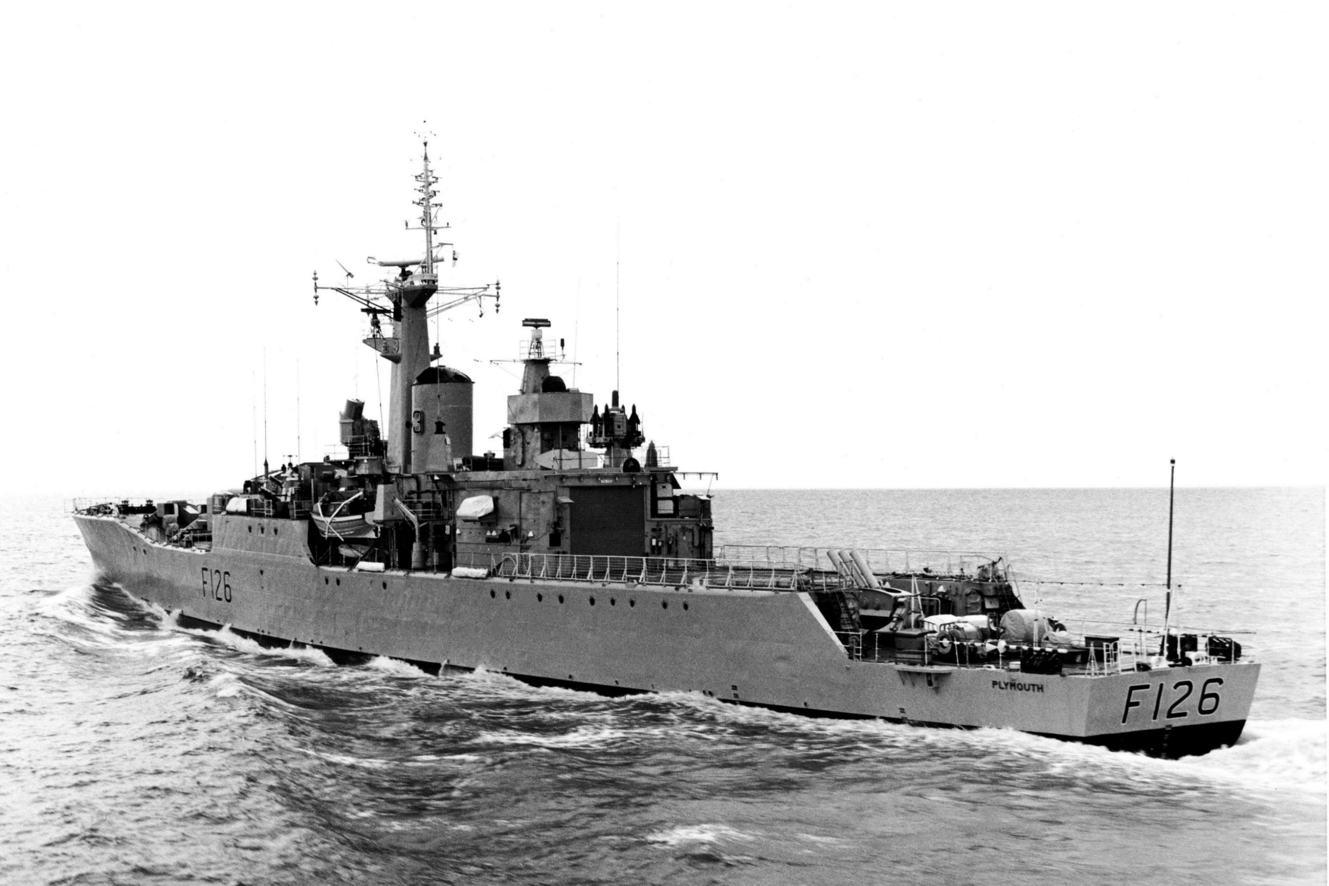 HMS Plymouth (F126) - Port Side View - Royal Navy Rothesay Class ...