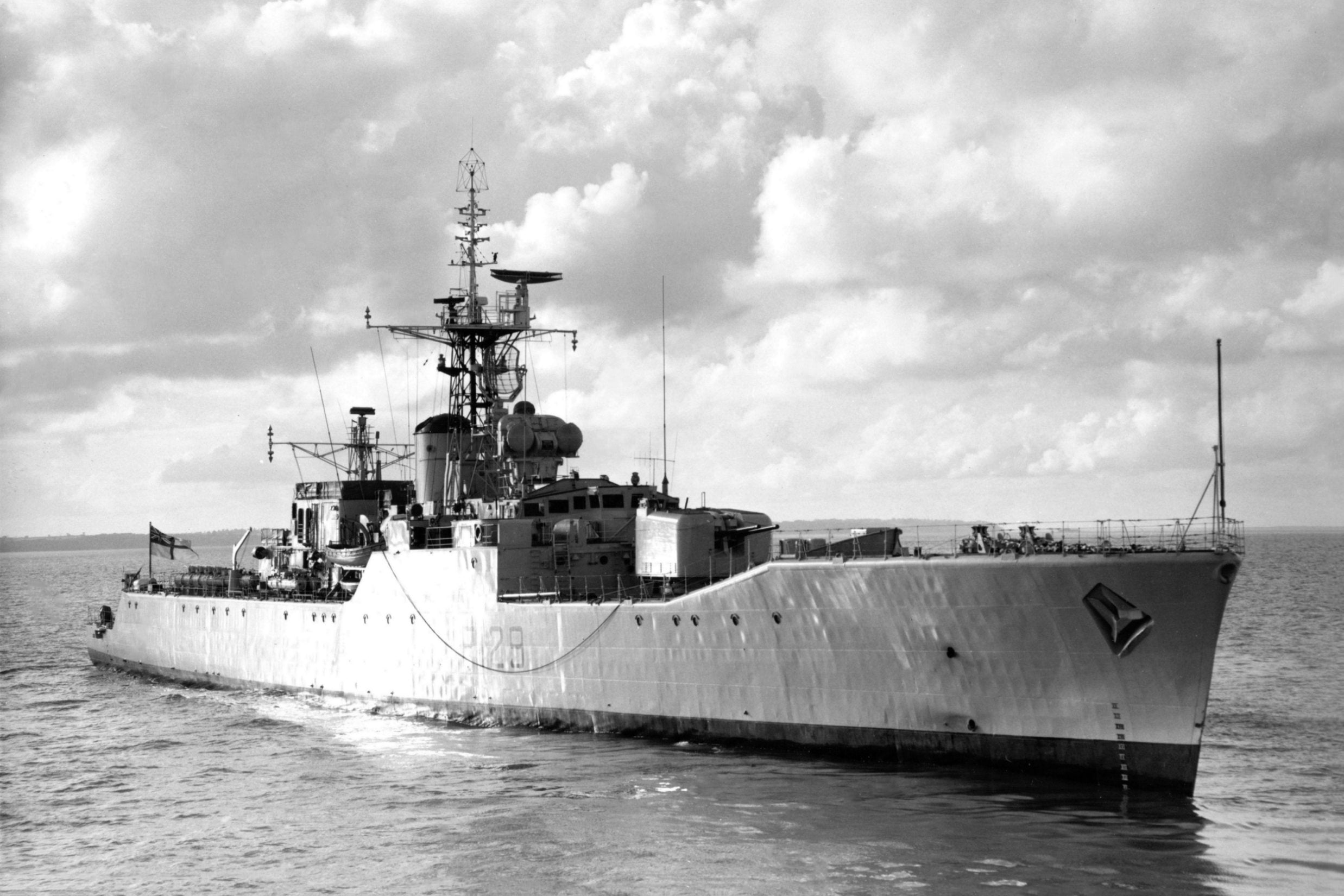 HMS Rhyl (F129) Photo Print - Starboard Side View - Royal Navy Rothesa ...