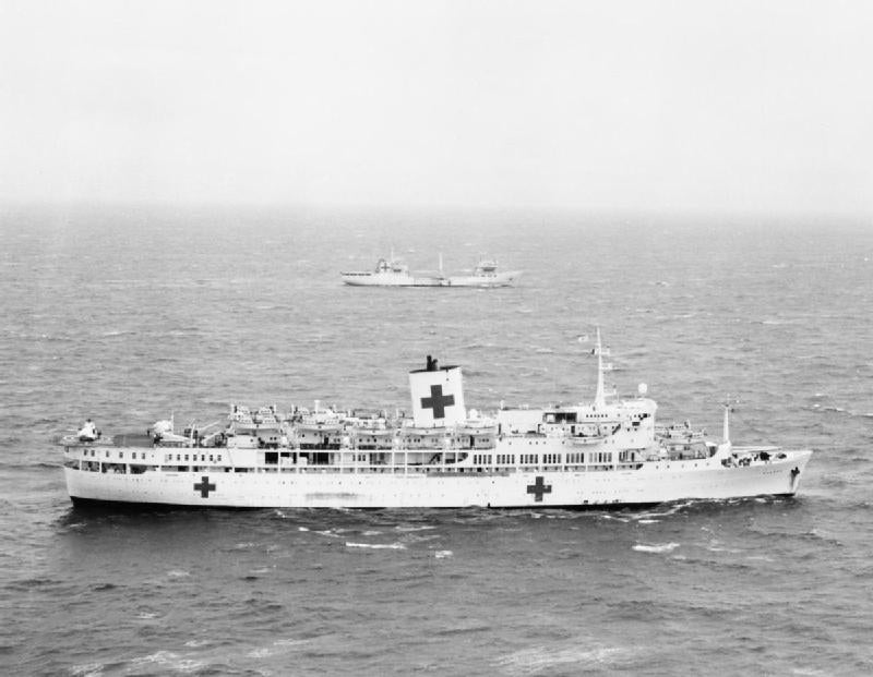 SS Uganda - Black and White - Royal Navy Hospital Ship Photo Print Wall ...