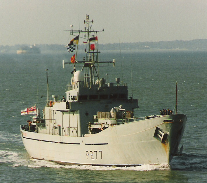HMS Anglesey (P277) Photo Print - Starboard Bow View - Royal Navy Isla ...