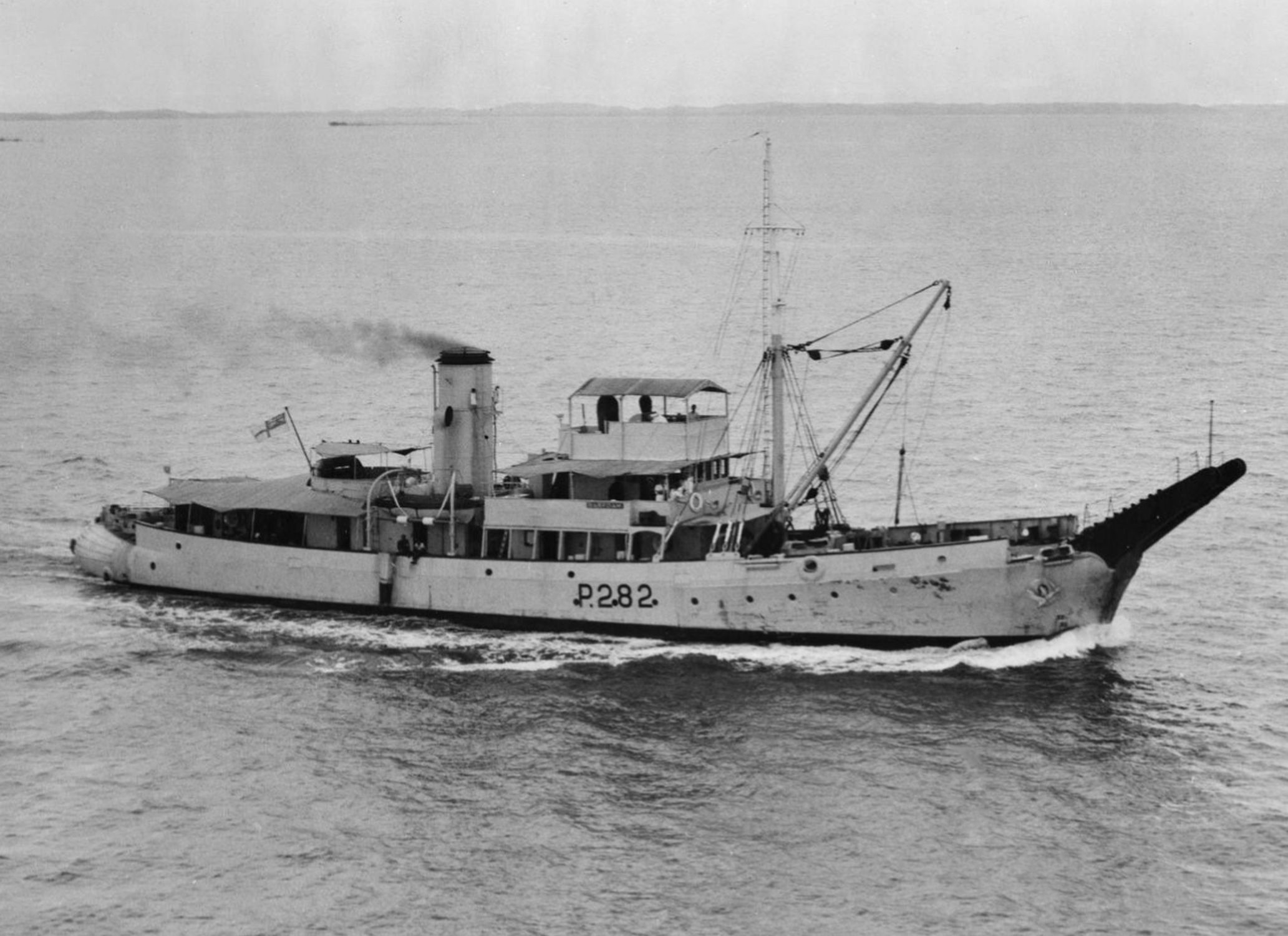 HMS Barfoam (P282) Photo Print - Starboard View - Royal Navy Bar Class ...