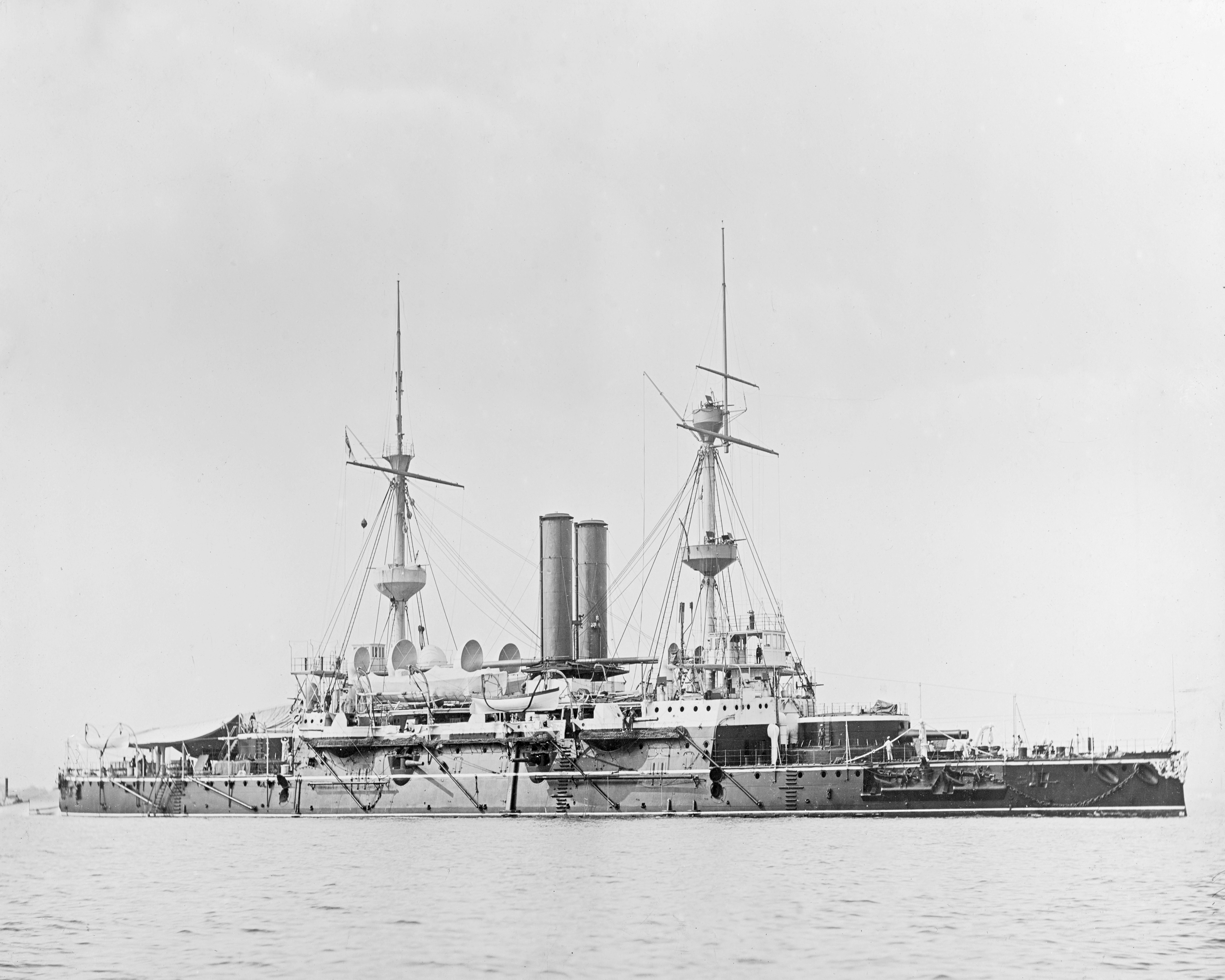 HMS Hood (1891) - Royal Sovereign Class Pre-Dreadnought Battleship ...