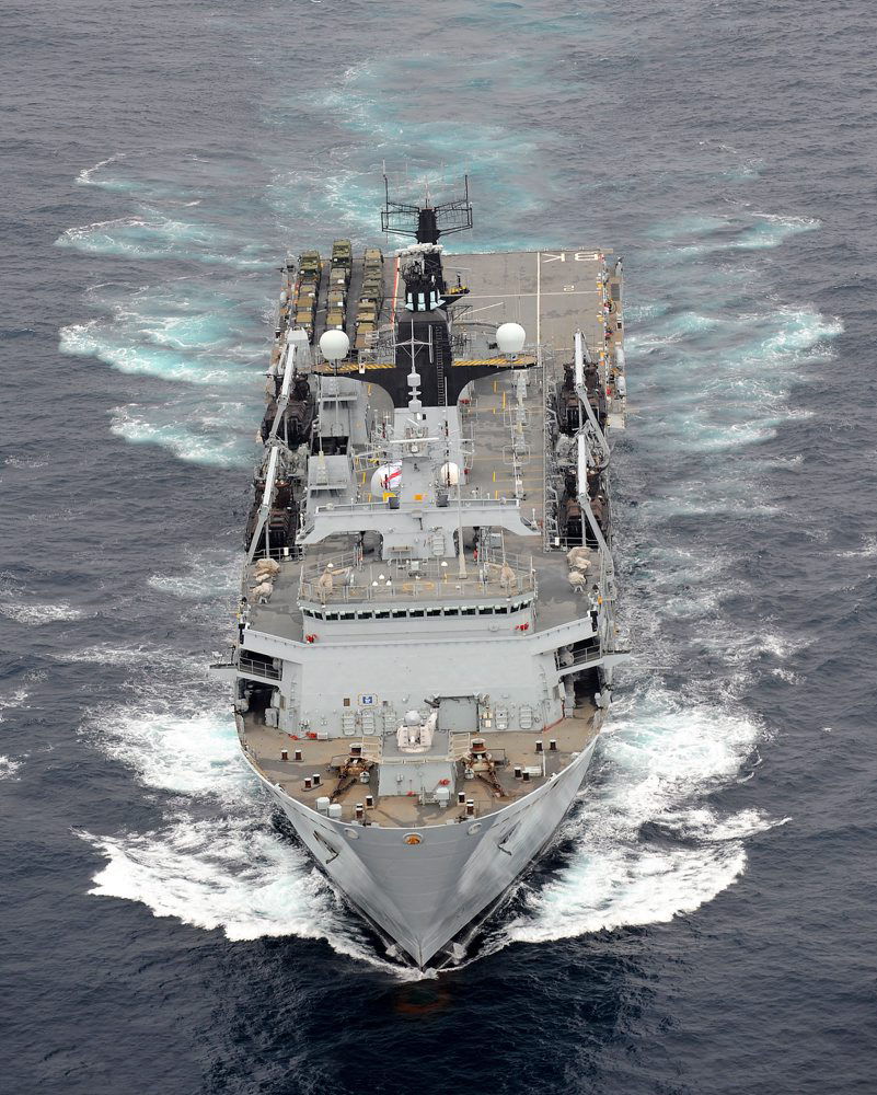 HMS Bulwark (L15) Royal Navy Albion Class Amphibious Ship High Bow Vie ...