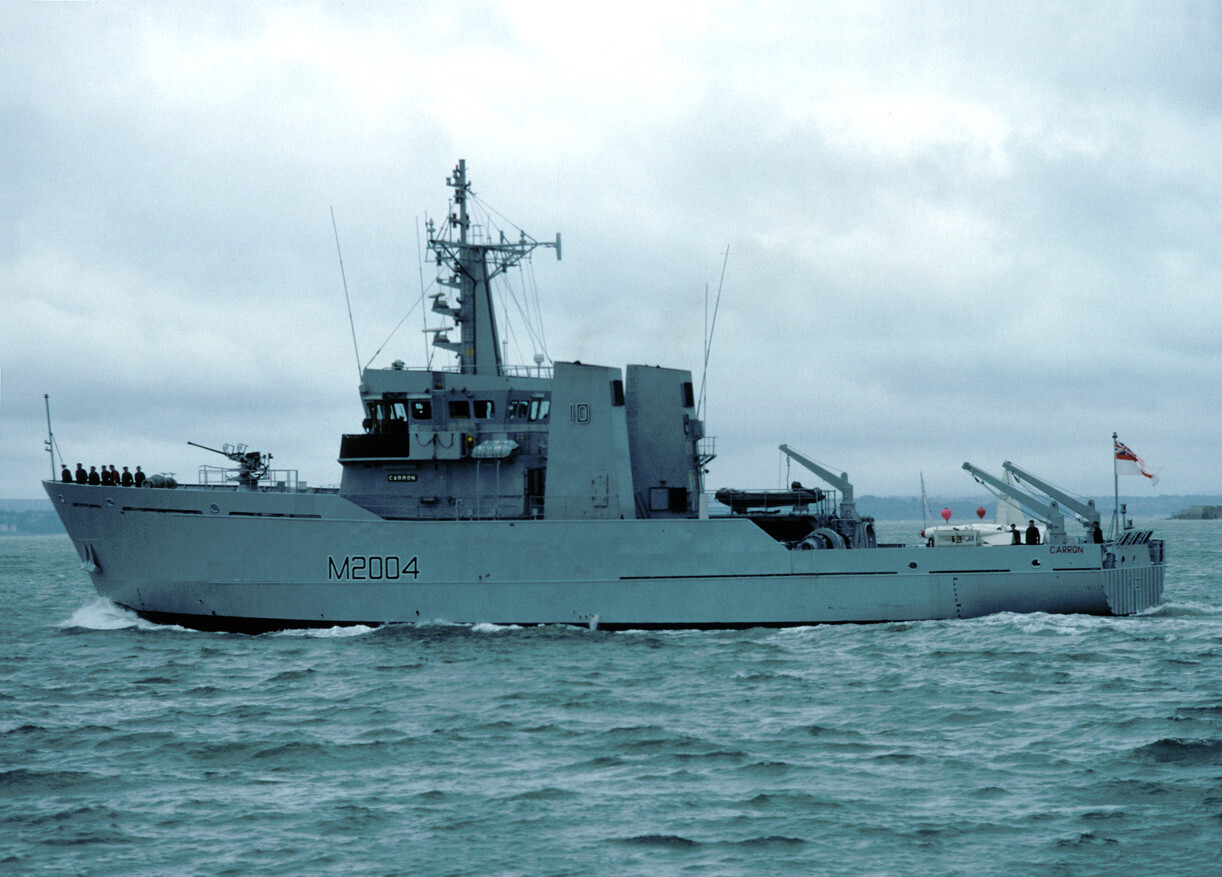 HMS Carron (M2004) Photo Print - Port Side View - Royal Navy River Cla ...