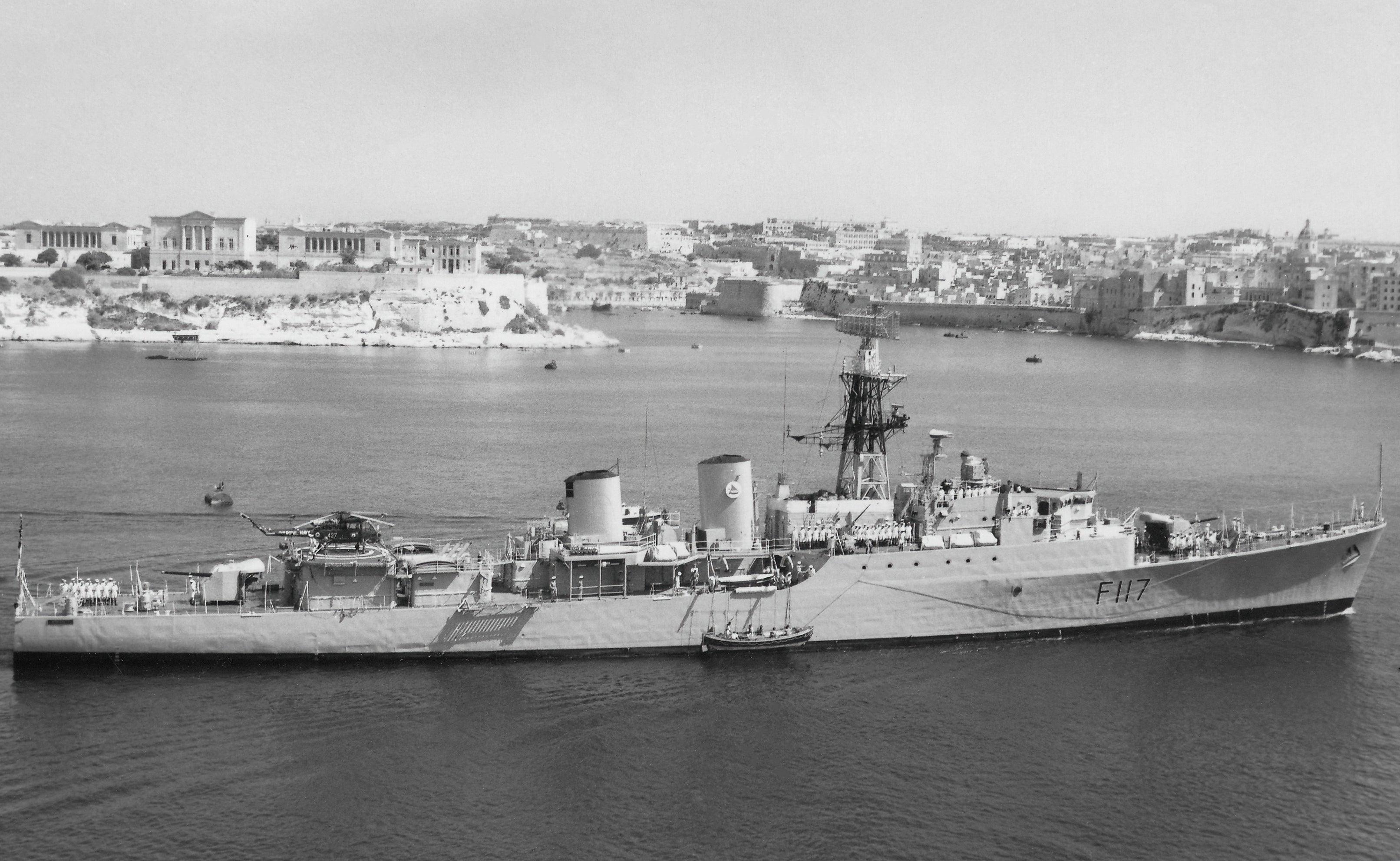 HMS Ashanti (F117) Royal Navy Tribal Class Frigate Valletta Malta Phot ...