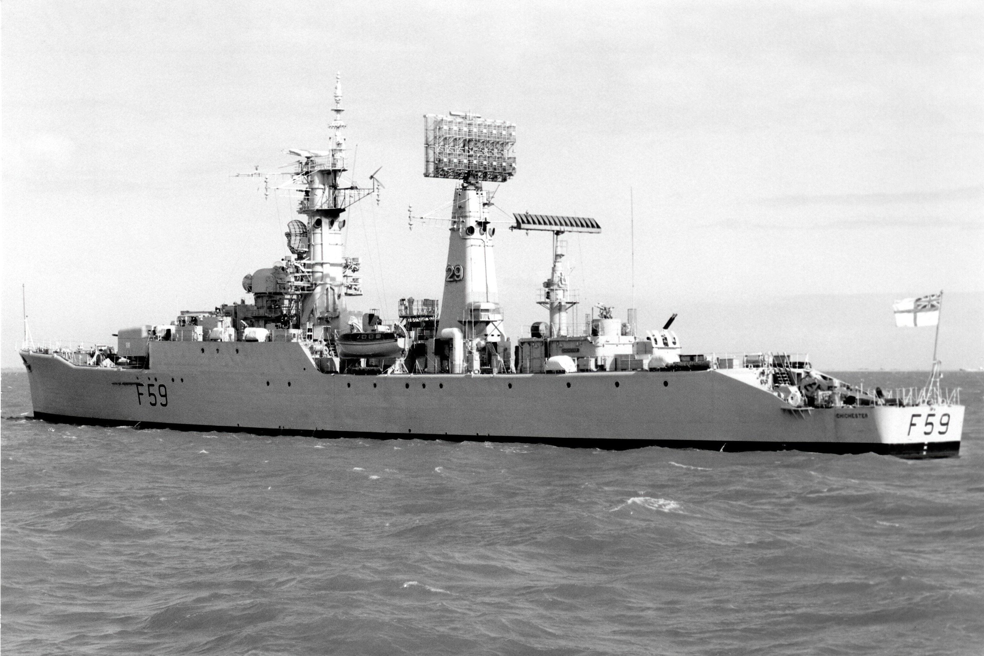 HMS Chichester (F59) Photo Print - Port Side View - Royal Navy Salisbu ...