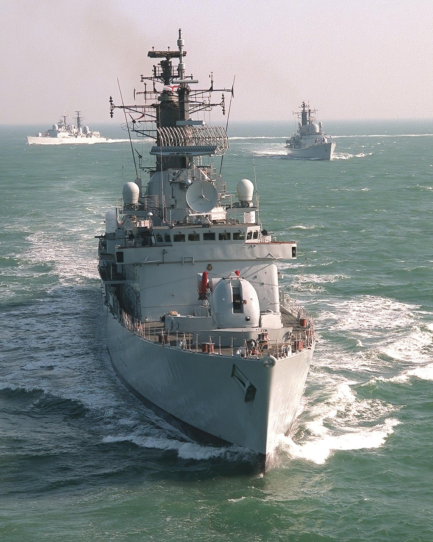 HMS Cardiff (D108) - High Bow View - Royal Navy Type 42 Destroyer Photo ...